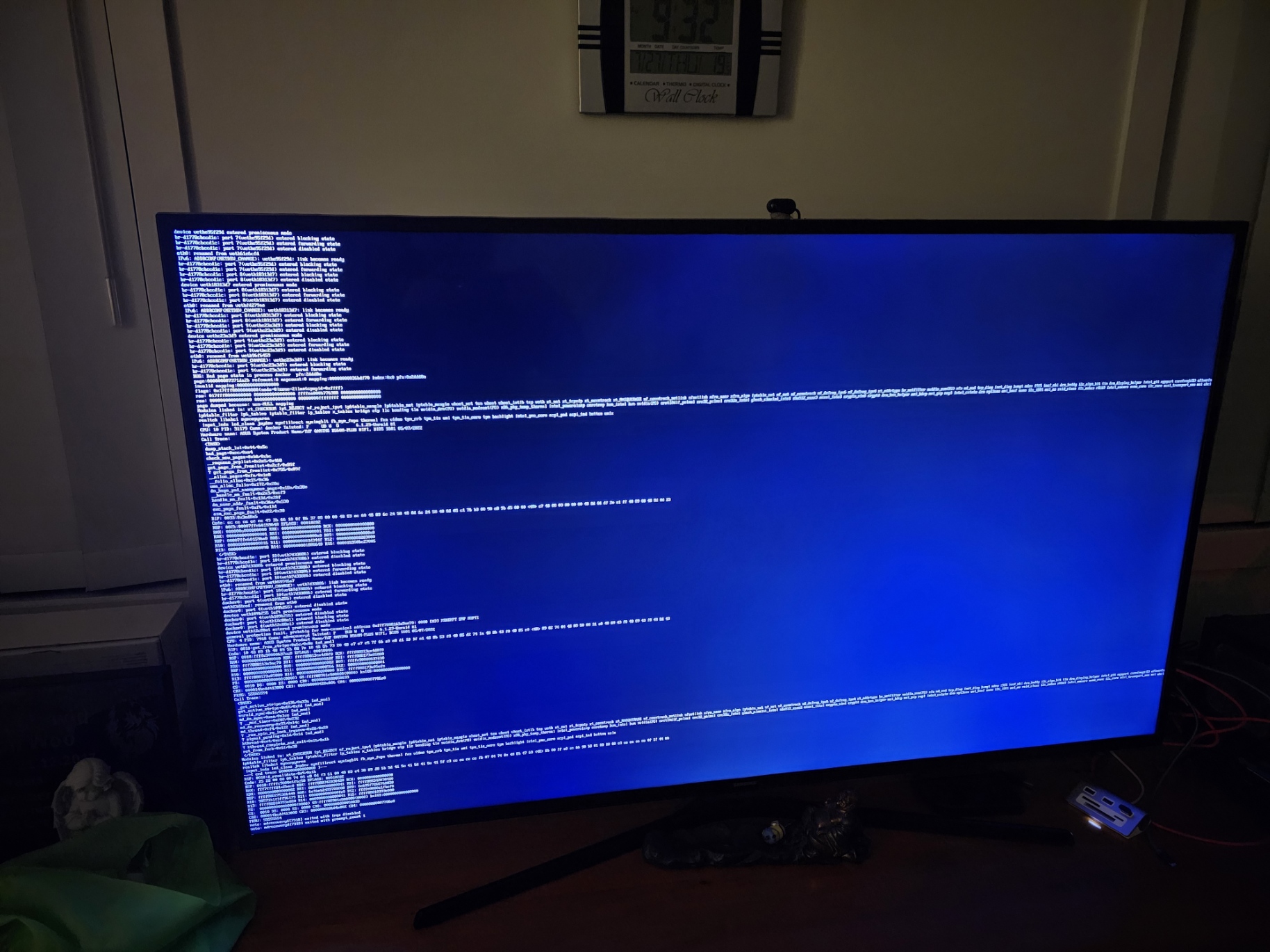 Multiple Call Trace Issues, General protection fault, CPU Stalls ...