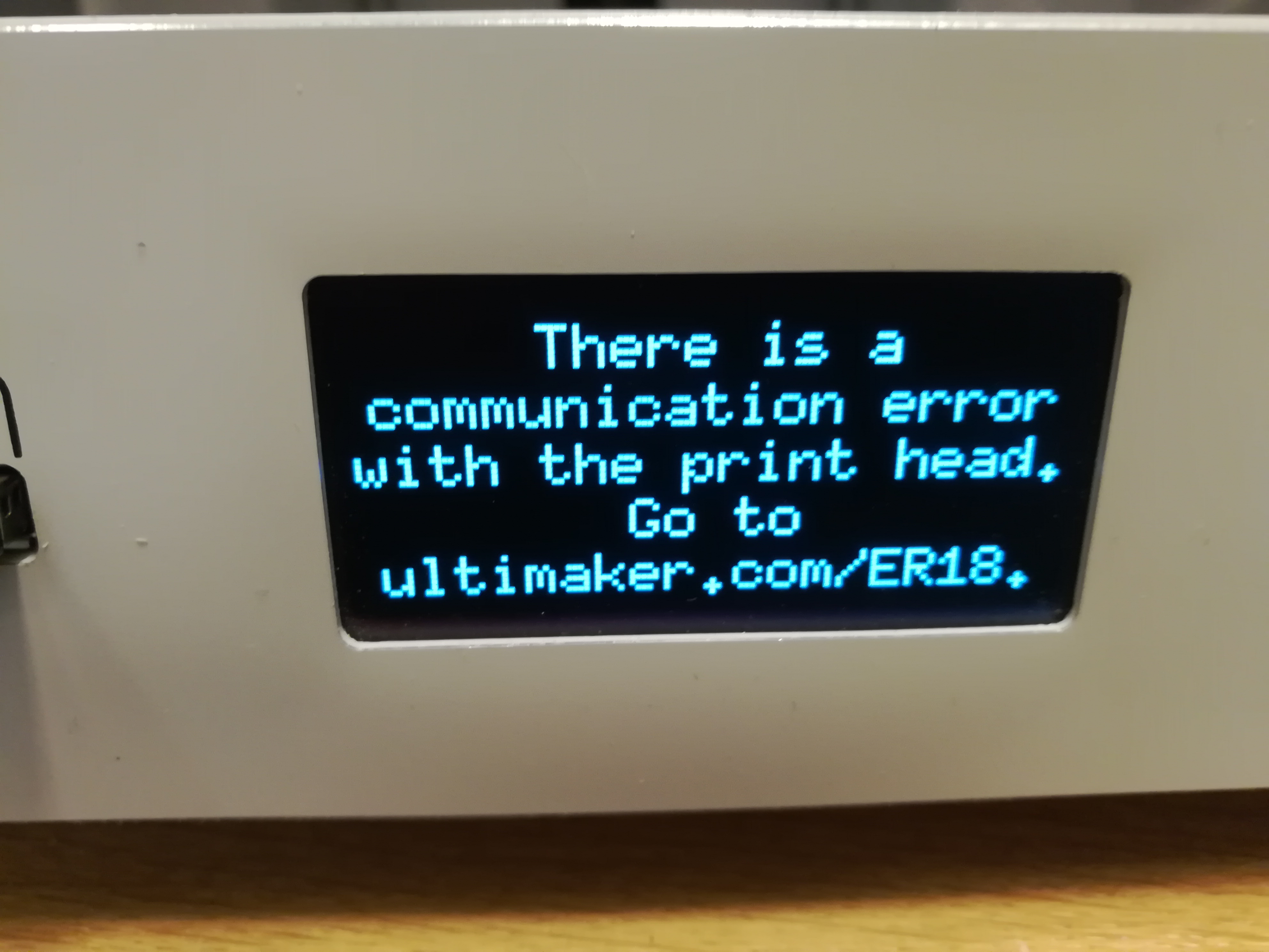 Print head error communication - UltiMaker 3D printers - UltiMaker ...
