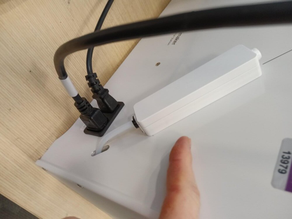 Boden tube block jammed Ultimaker S5 material station - UltiMaker 3D ...