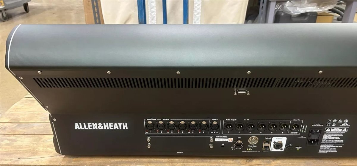 FS: Allen & Heath dLive C Class C3500 Professional-Grade Mixer - Studio ...