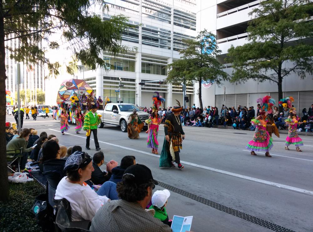 2016 COH HEB Thanksgiving parade - Community Announcements - HAIF The ...