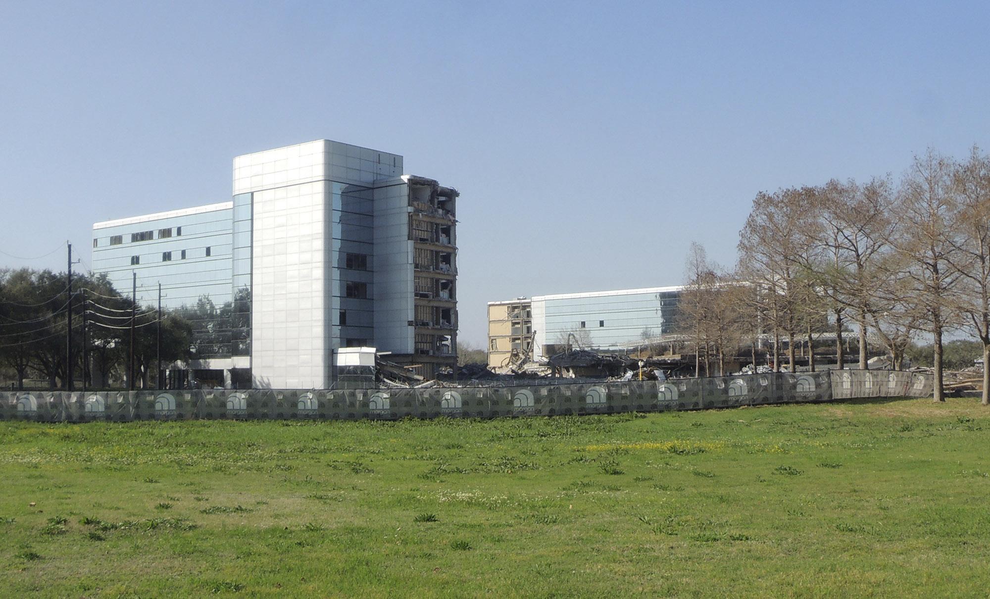 Fluor campus (Sugar Land) demolition underway - Crater Houston Alliance ...
