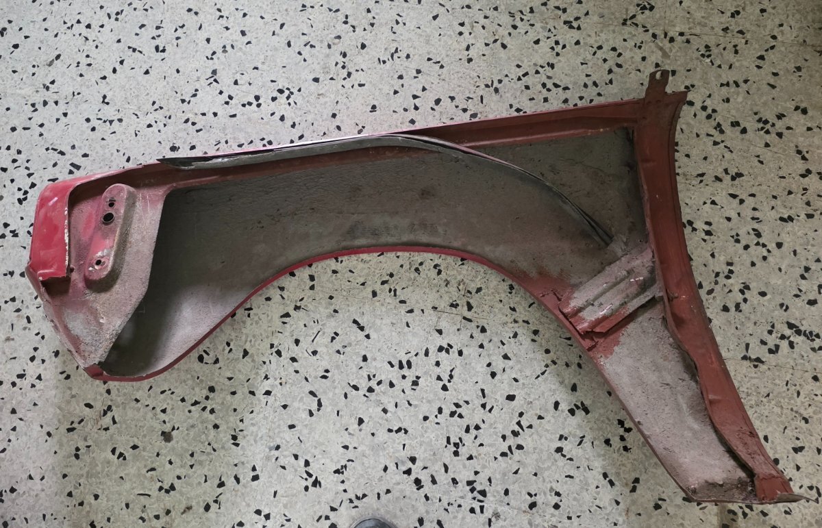TR4A REAR wings - Parts For Sale - Club Triumph Ltd