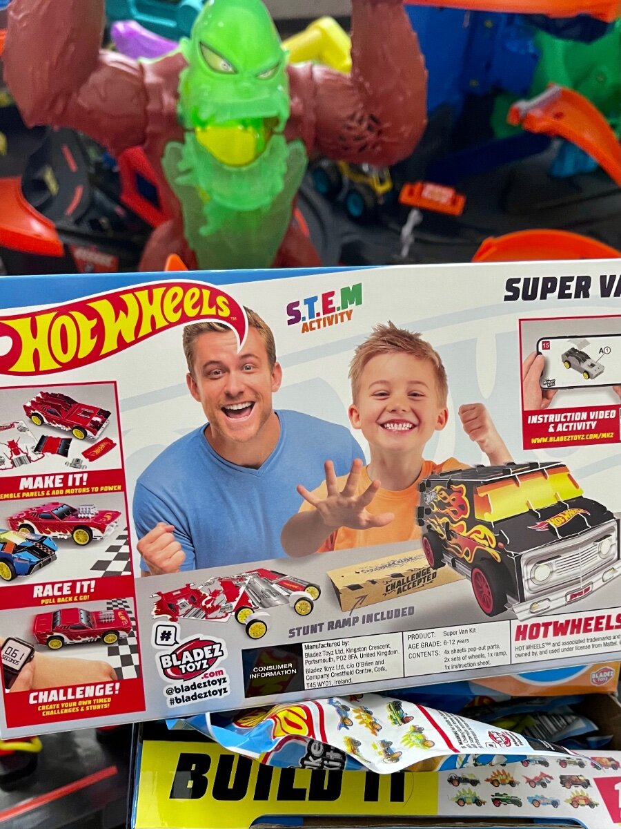 Hot Wheels Mini Maker Kitz - HWiD, Monster Trucks, and Other Specialty ...