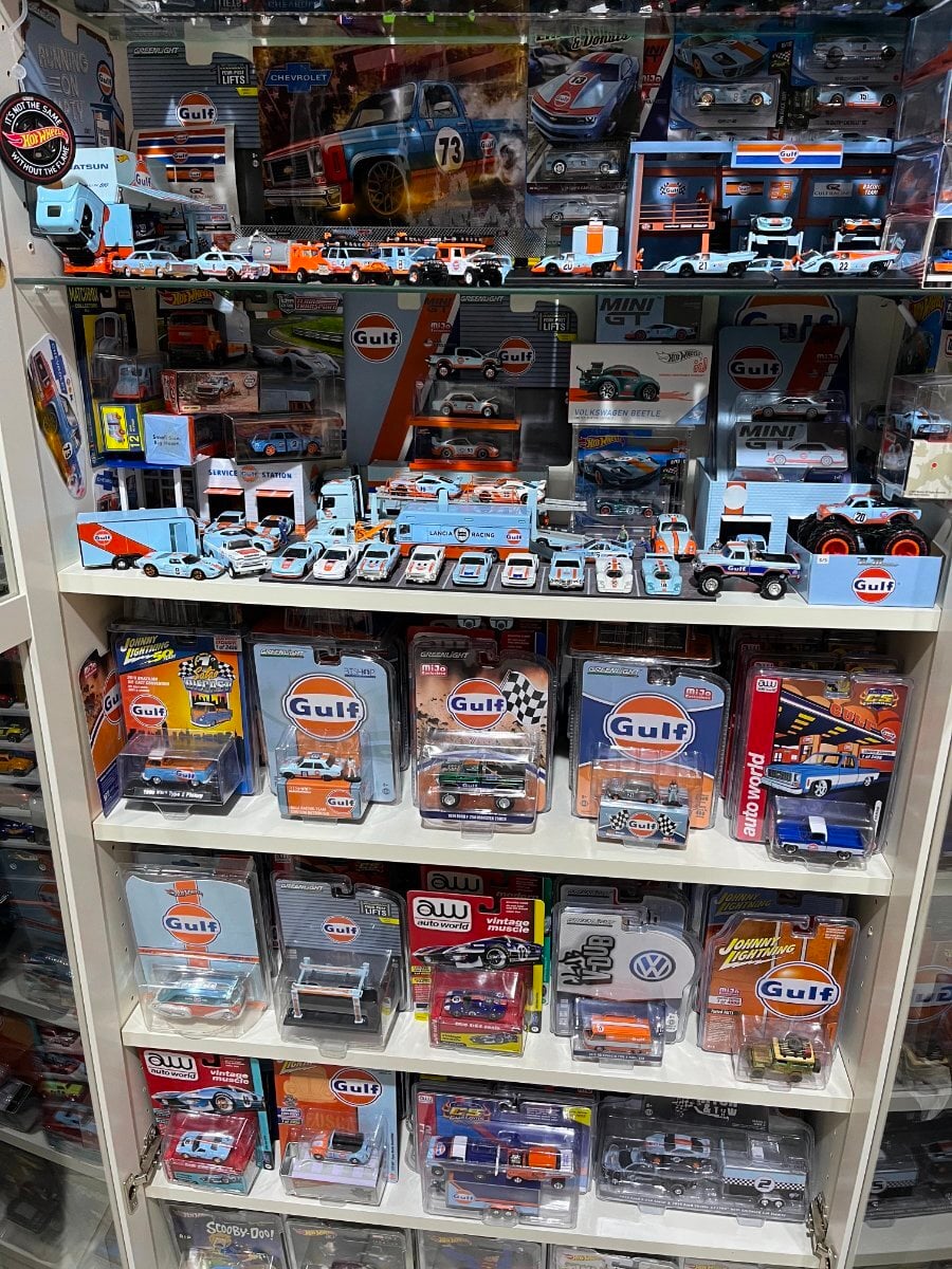 Need more MBX with Gulf deco - General Discussion - Mattel Creations