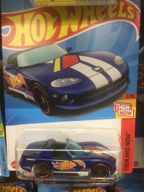 2020 Treasure Hunt Dodge Viper..... 2022 Mainline Dodge Viper - Hot ...