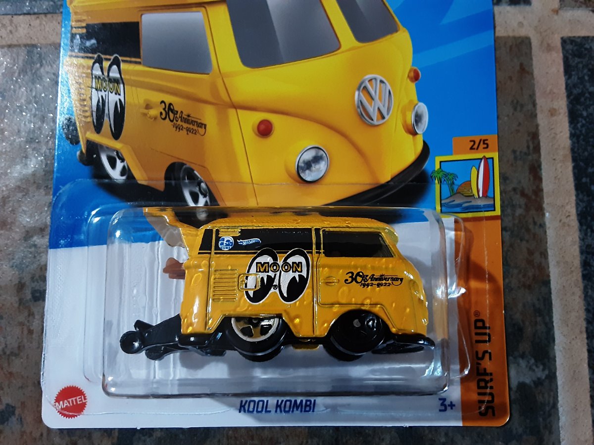 Kool Kombi wheel error ?? - Variations and Errors - Mattel Creations