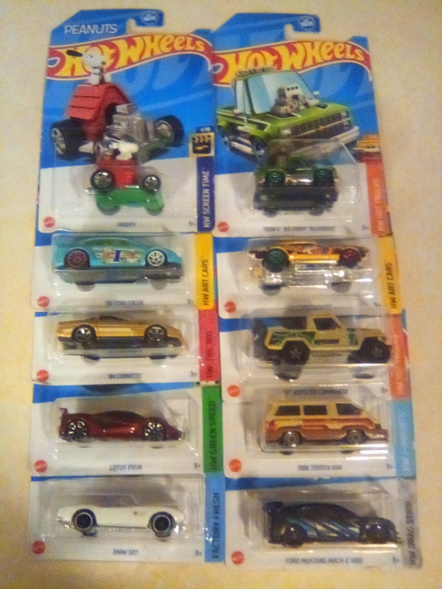 TJ Maxx and Wegmans haul. - Hot Wheels Locator (Finds) - Mattel Creations