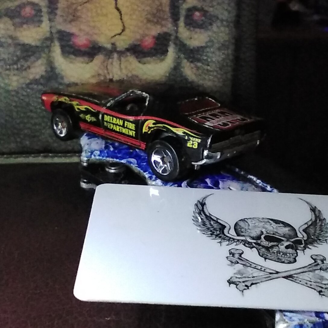 '70 Dodge Challenger - Hot Wheels - Mattel Creations