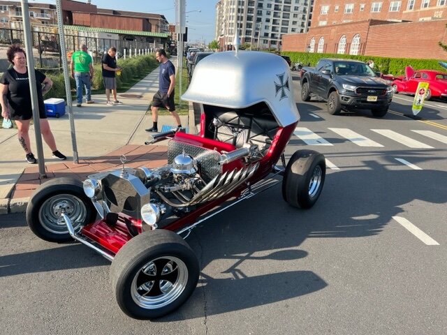 The Red Baron show car was in Asbury Park NJ on the Circuit - Real Cars ...