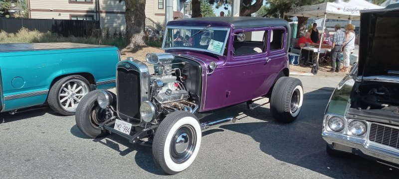 Spent the morning and part of the afternoon at the Langley Rod Run ...