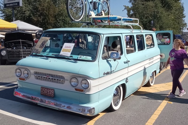 Spent the morning and part of the afternoon at the Langley Rod Run ...