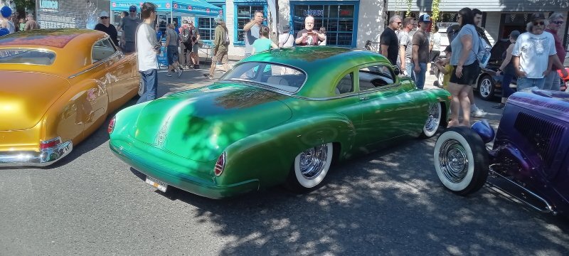 Spent the morning and part of the afternoon at the Langley Rod Run ...