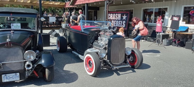Spent the morning and part of the afternoon at the Langley Rod Run ...