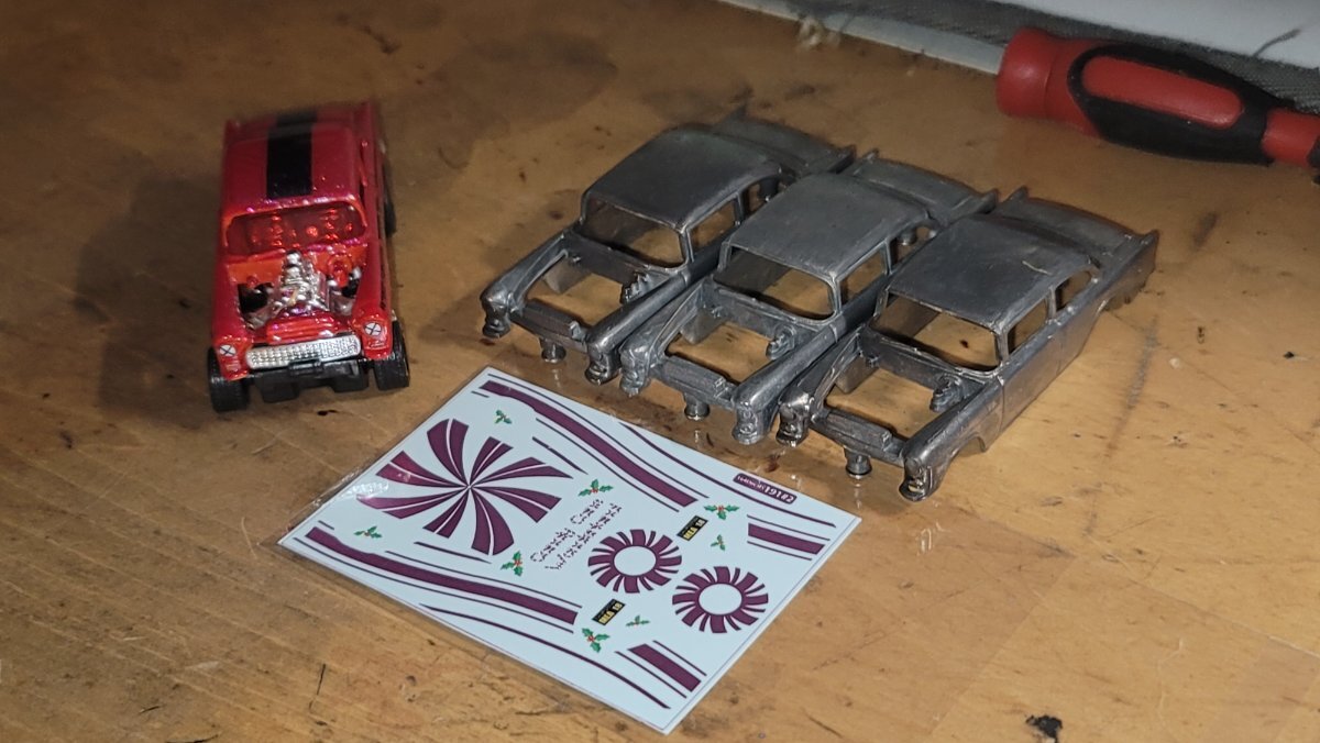 candy cane wonderland 55 chevys - Hot Wheels Customs - Mattel Creations
