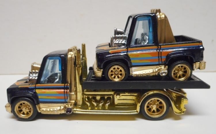 Another Tooned '83 Silverado - Hot Wheels Customs - Mattel Creations