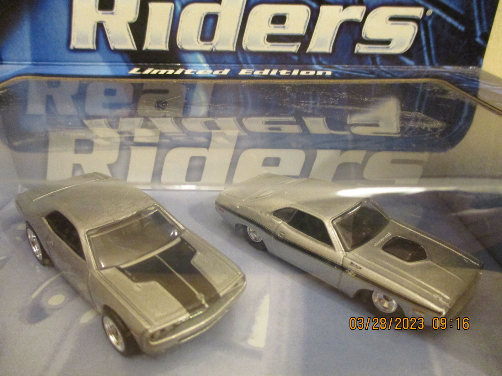 Real Riders 2 Car Box Set POST 122923 Real Riders 70 Challenger 06 ...