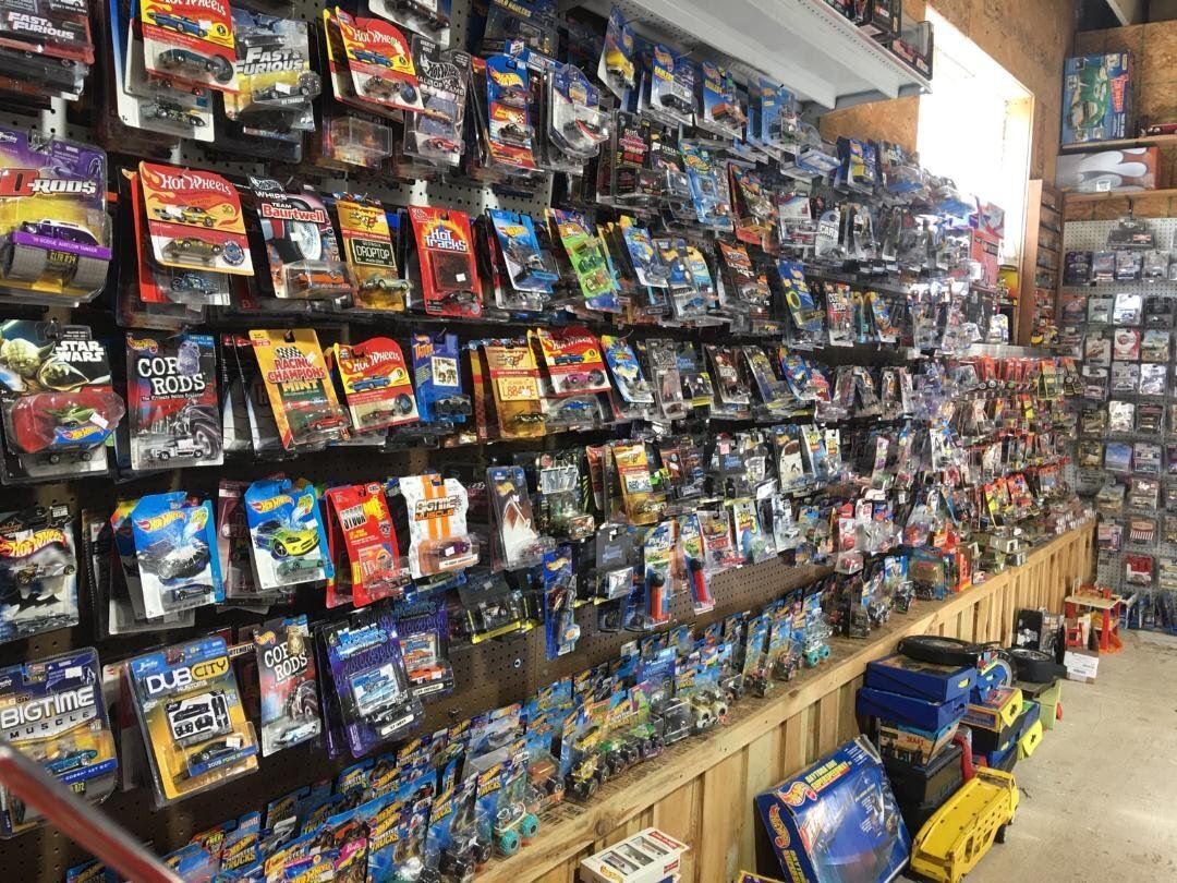 Closet Collectibles in Crete, Illinois - Hot Wheels Locator (Finds ...