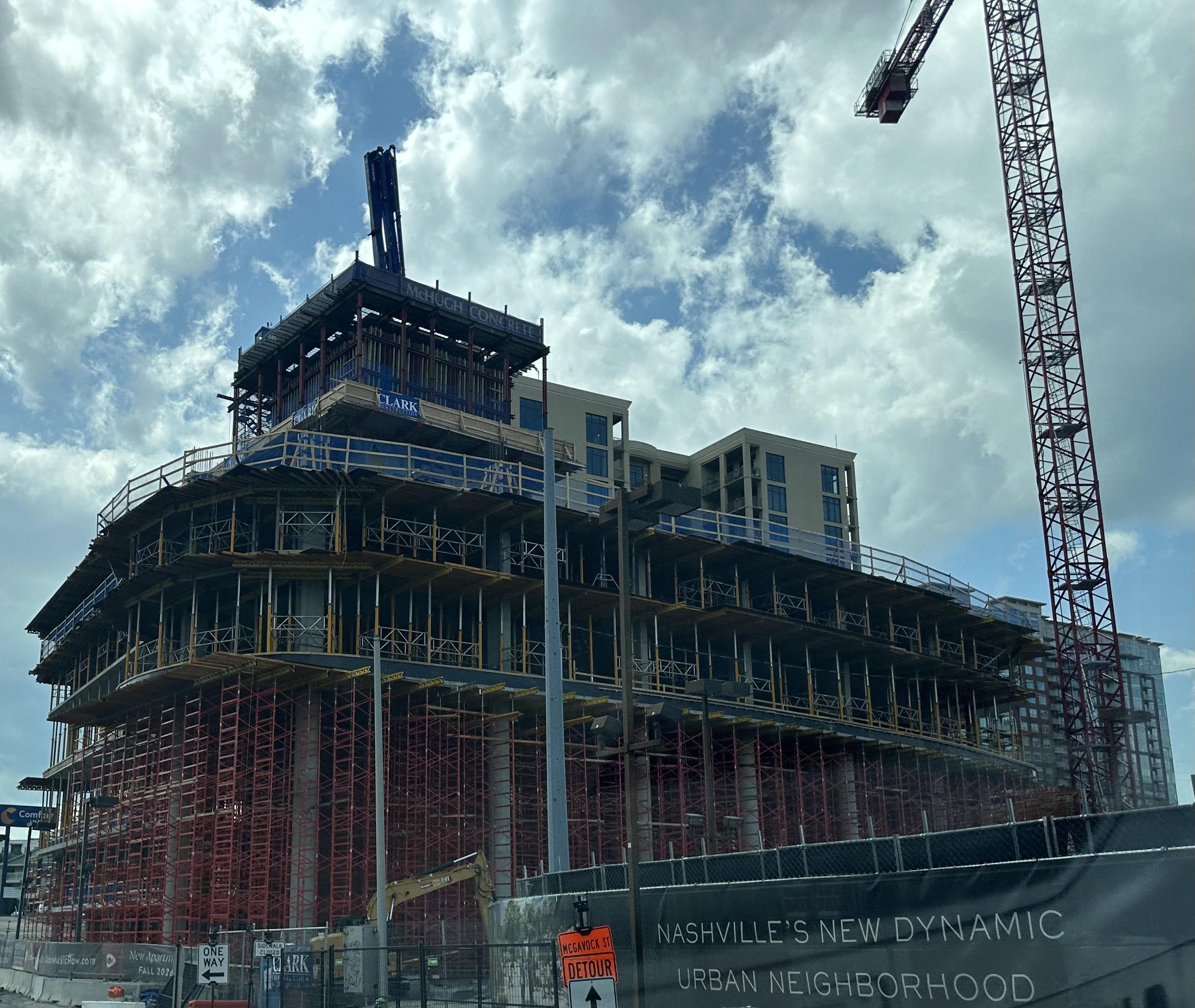 Albion Music Row (28 stories/340'/458 units and 20 stories/250'/392 ...