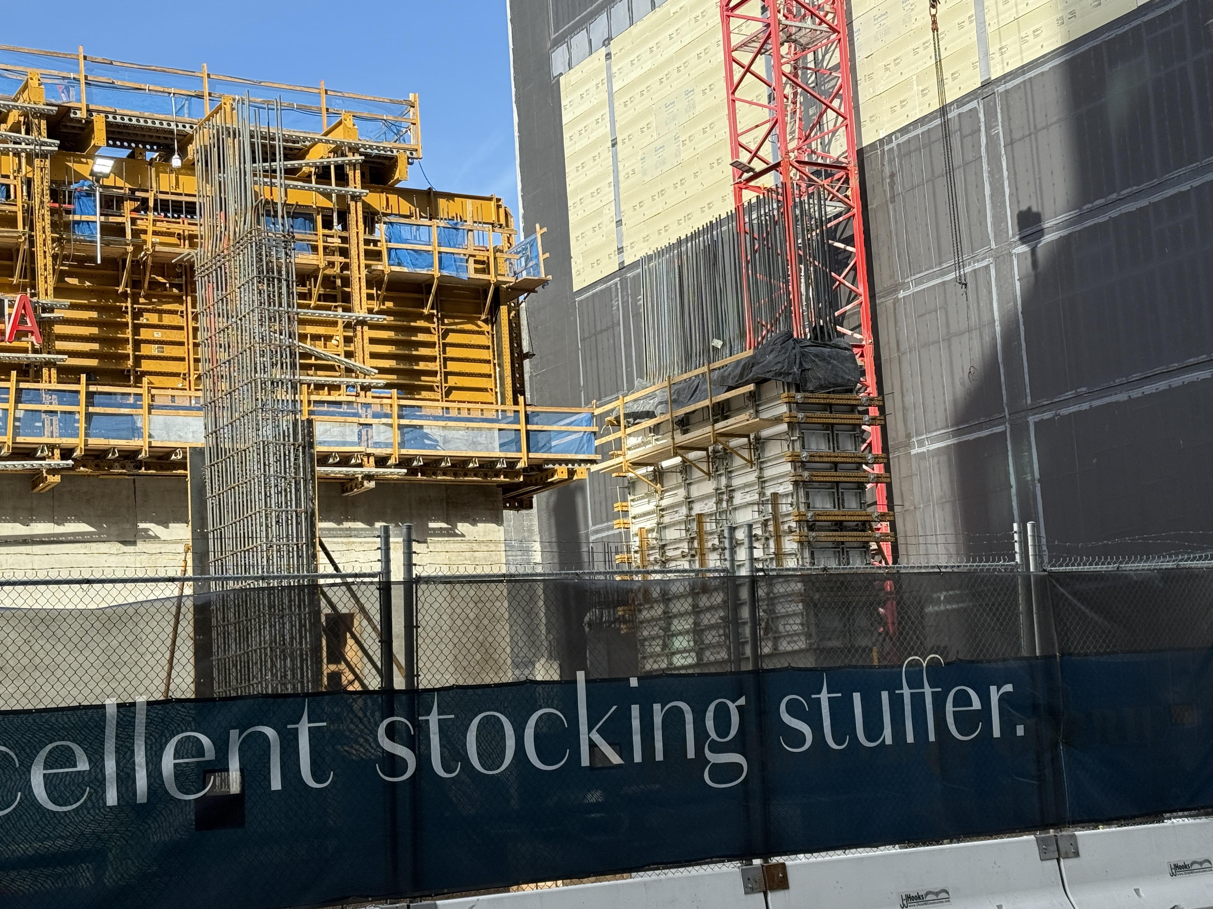 Paramount at 1010 Church Street (60 story/750', 360 apts., 140 condos ...
