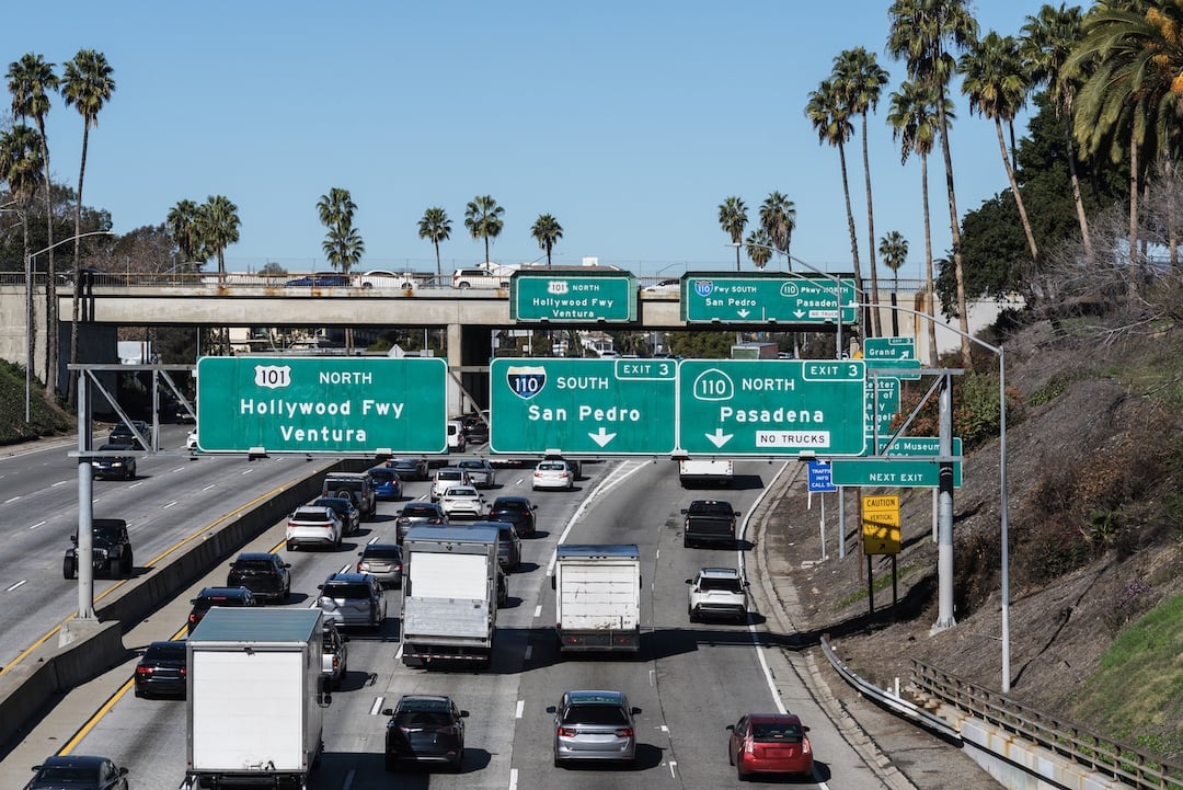 "Vandalized" freeway sign actually ended up helping traffic for years ...