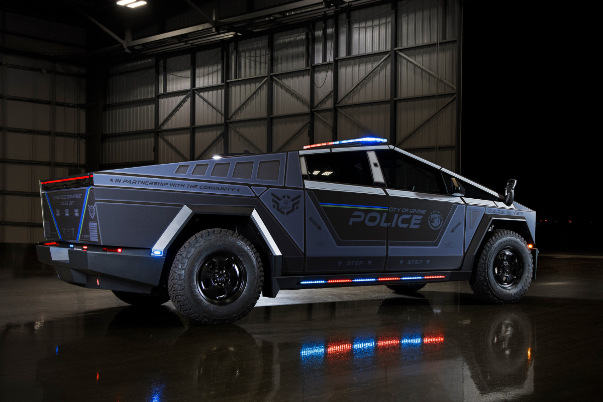 California police department rolls out Tesla Cybertruck cop car - Cars ...