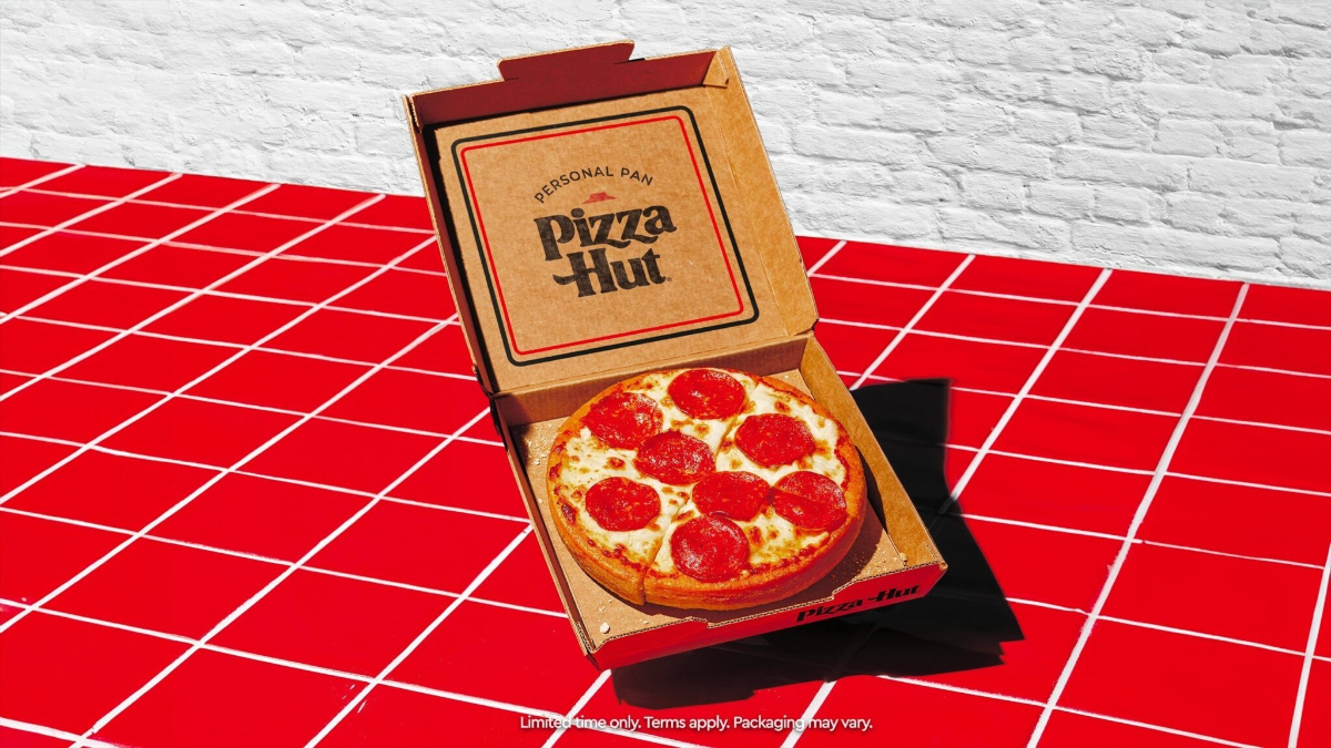Pizza Hut opens tiny 'Personal Pan' restaurant exclusively for solo ...