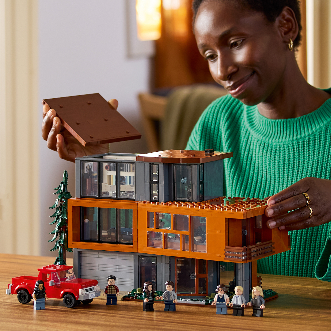 'Twilight' gets the LEGO treatment with detailed Cullen House—and a ...
