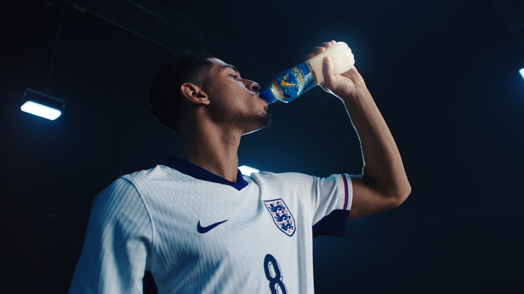 Jude Bellingham fuels Lucozade Sport's new Ice Kick drink into the ...