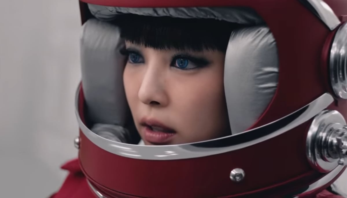 Jennie of BLACKPINK unveils 'Ruby Hearts' gummy collaboration with ...