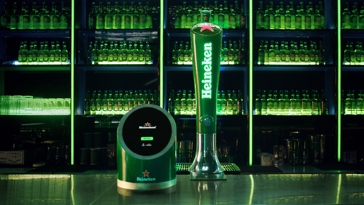 Heineken hands Korean football fans the keys to Trust Bars - Ad ...