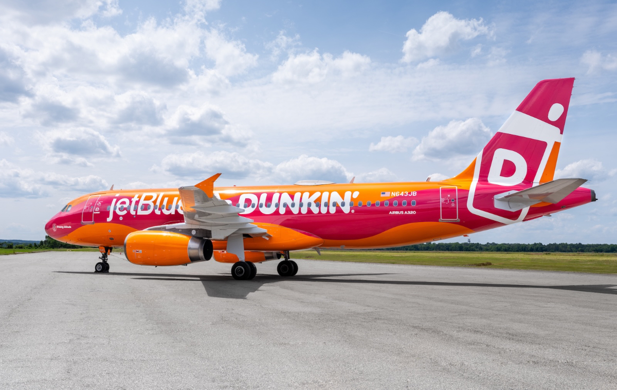 JetBlue's new Dunkin' plane takes flight with coffee, rewards, and a ...
