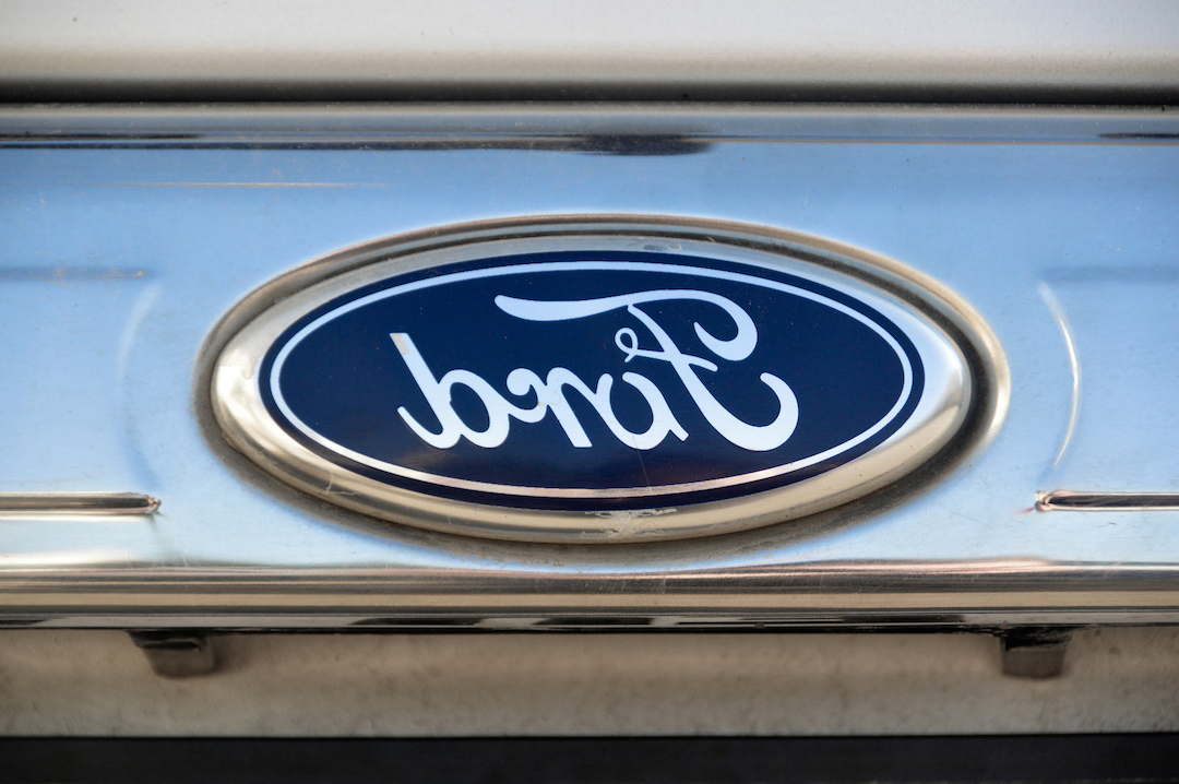 Ford brat-greenlights the idea of Charli XCX fans flipping its logo ...