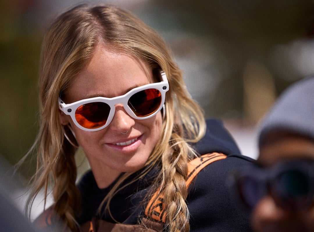 Meta & Oakley debut AI-powered glasses that shoot 3K video—performance ...