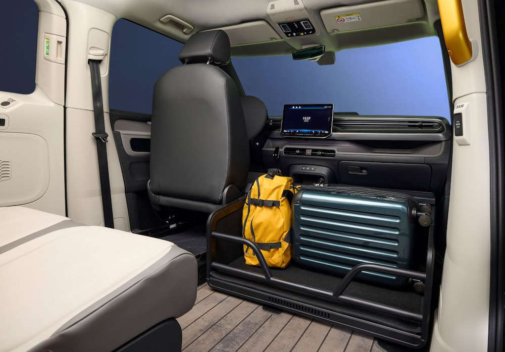 Volkswagen unveils production-ready robotaxis based on its car-of-the ...