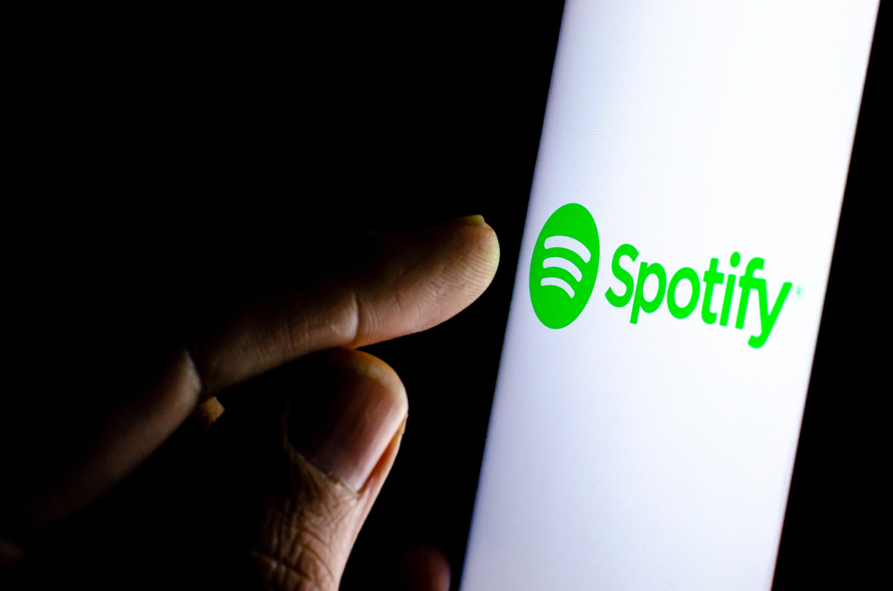 Spotify deletes 75 million 'spammy tracks' in major AI music crackdown ...