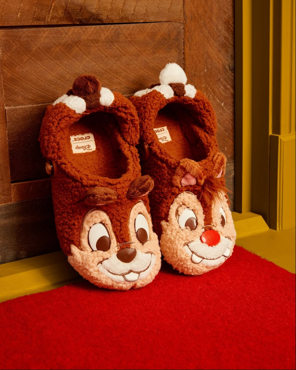 Disney & Crocs go on a memory trip with Mickey, Minnie, Goofy, Chip 'n ...