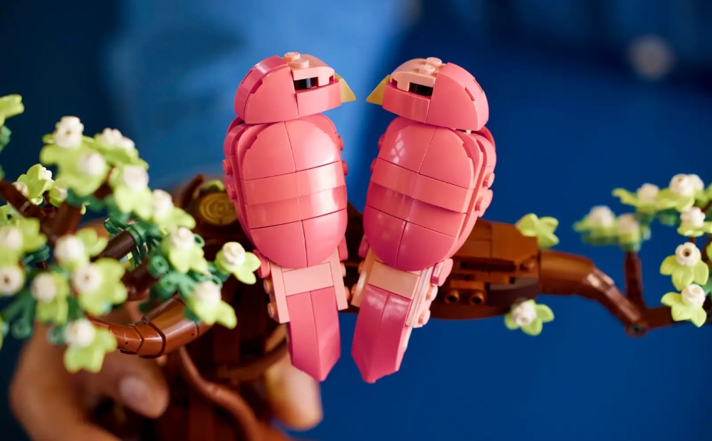 LEGO brings a charming Valentine's Day build to life with its 'Love ...