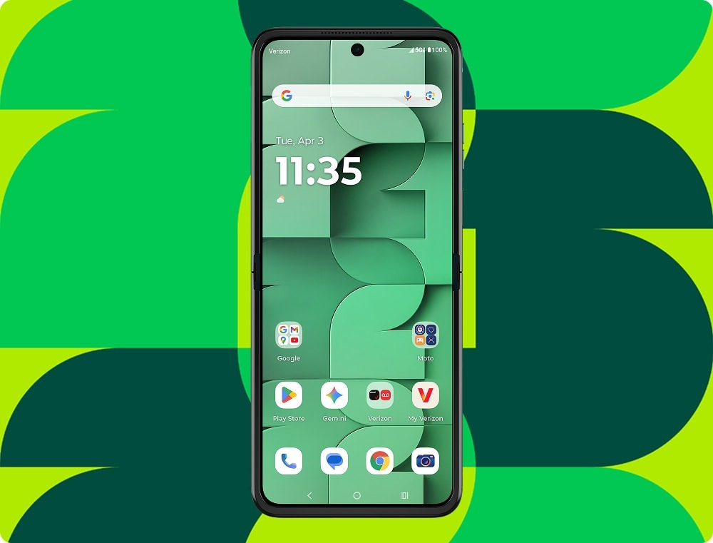 Motorola kicks up FIFA World Cup 26 fever with special Razr - Gadgets ...