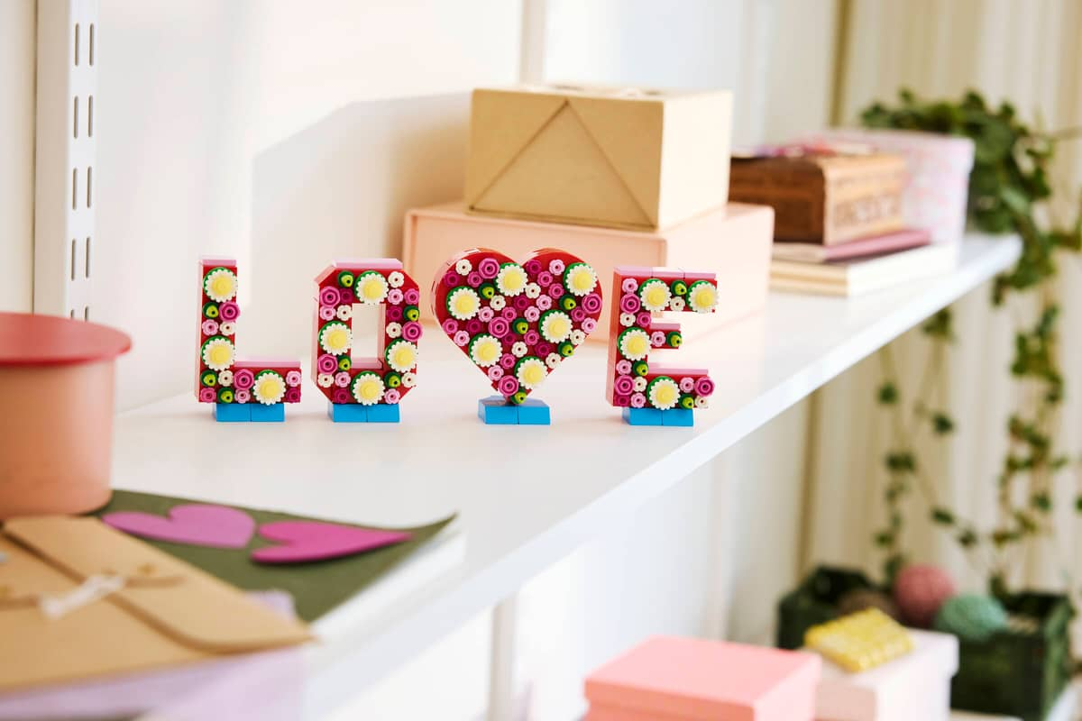 LEGO's 'Love Letters' lets you spell out romance in bricks this ...