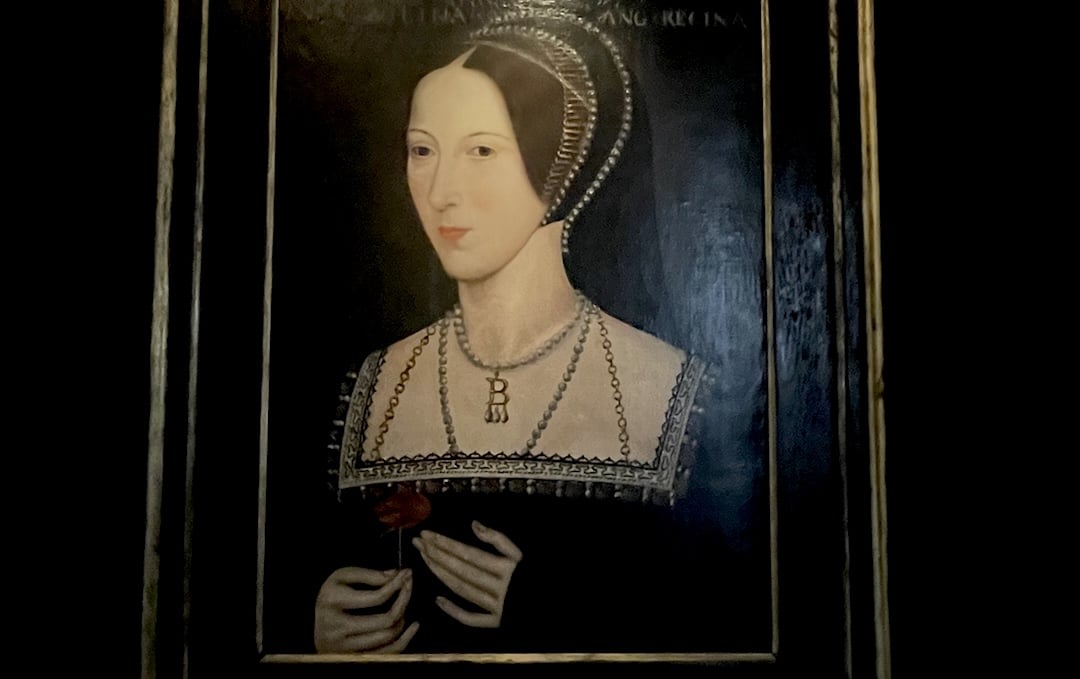 Anne Boleyn painting was reworked in 1583 to quell 'sixth finger ...