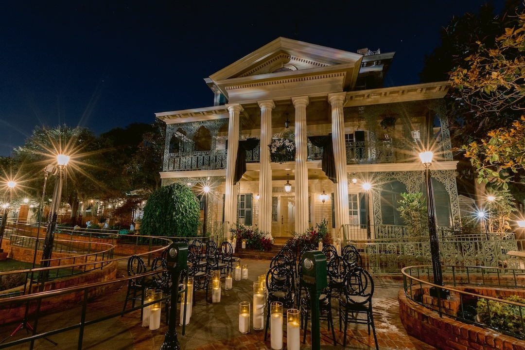 Disney's Haunted Mansion opens its courtyard for weddings, inviting ...