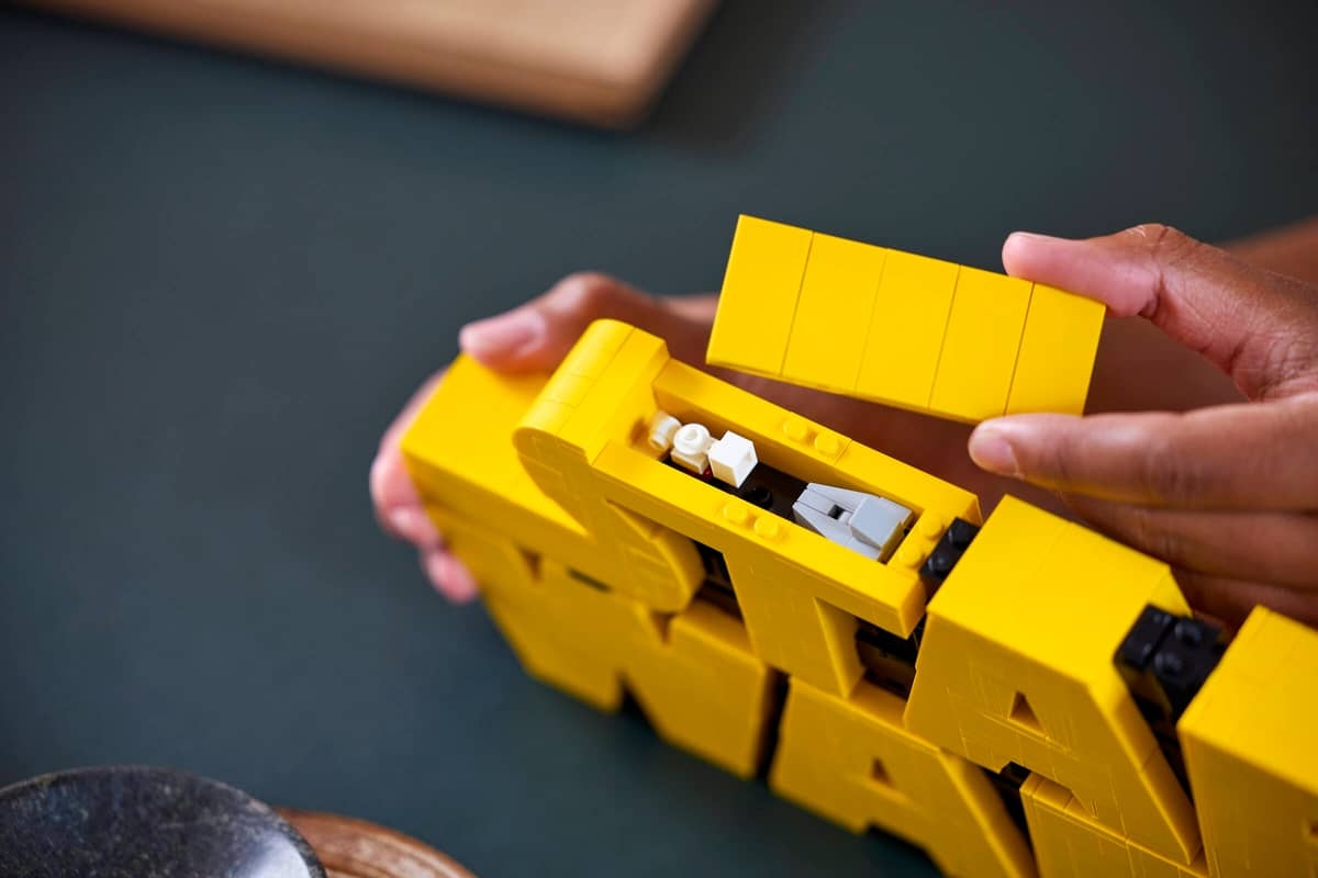 LEGO channels 'Star Wars' fandom into a striking logo model - What ...