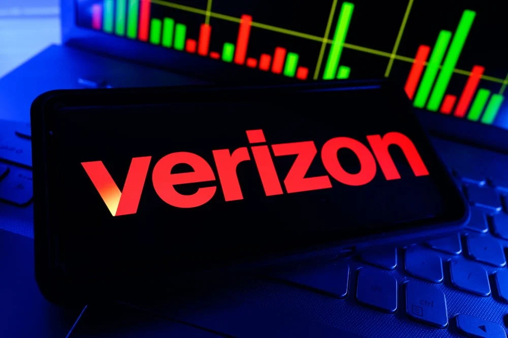 Is Verizon down? [February 16, 2026] - Verizon down? - DesignTAXI ...