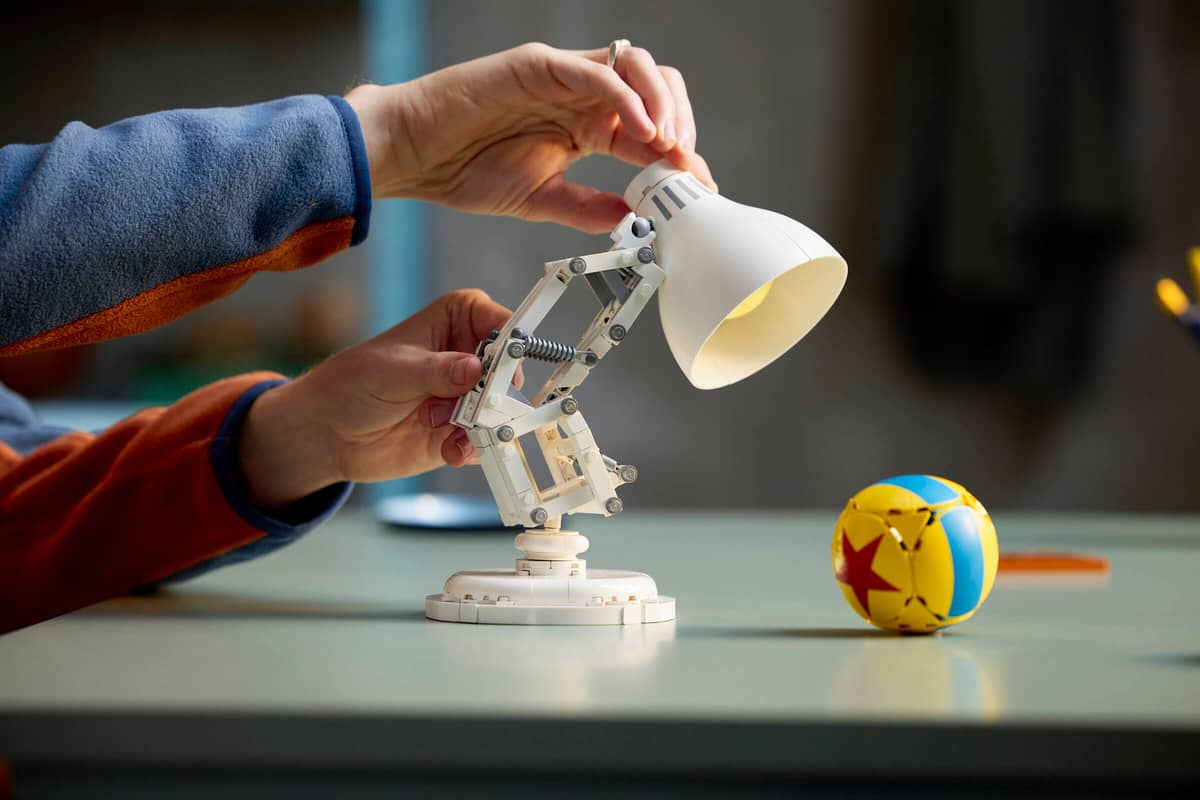 LEGO brings Pixar's 'Luxo Jr' into the spotlight with a faithful ...