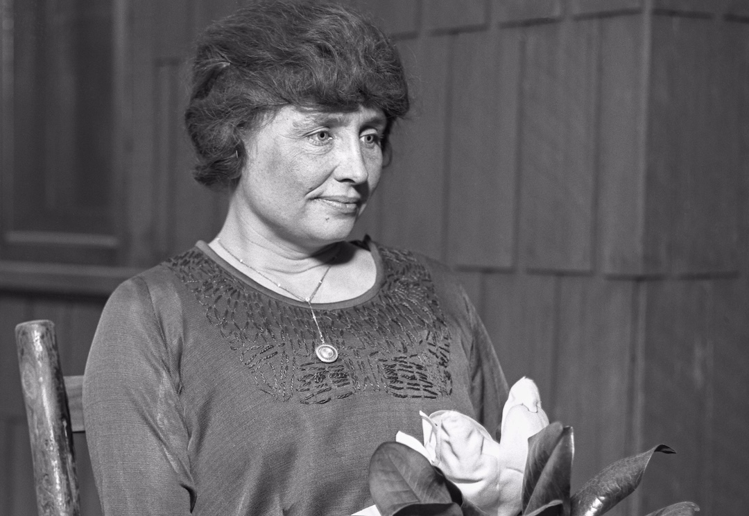 Helen Keller's 1-of-1 autographed Topps card fetches $3.5K sum - What ...