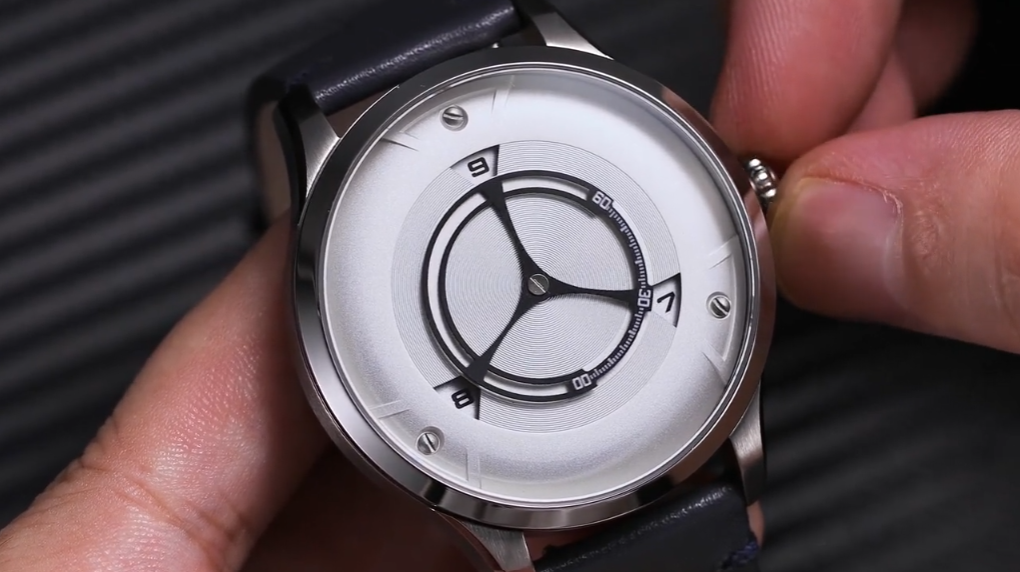 Chrono Tri‑Core mixes wandering hour timekeeping with mechanical ...