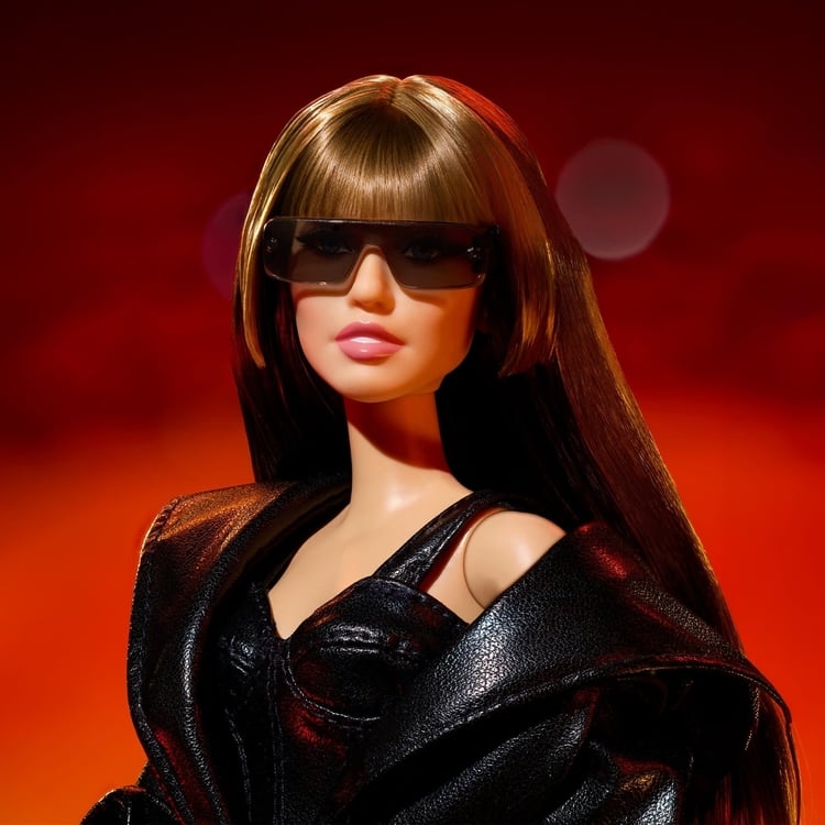 Miley Cyrus officially becomes a Barbie, rocking the best of both ...