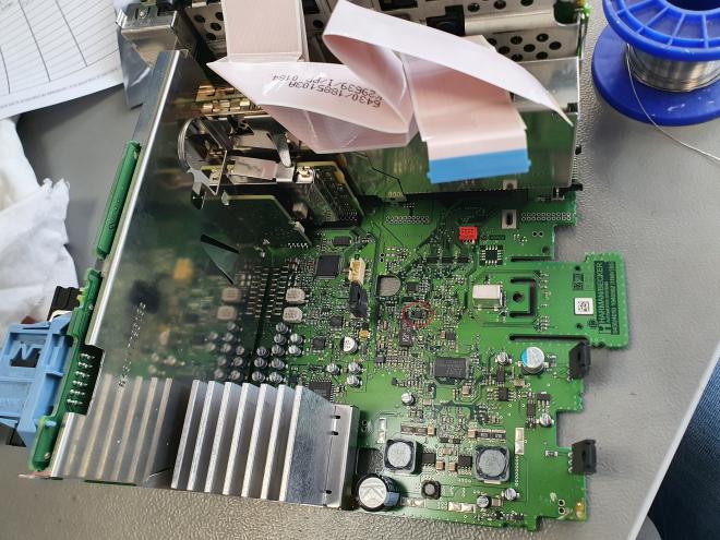 demontage cause reboot(s) - NAVIDRIVE 3D (NG4) - PLANÈTE-CITROËN