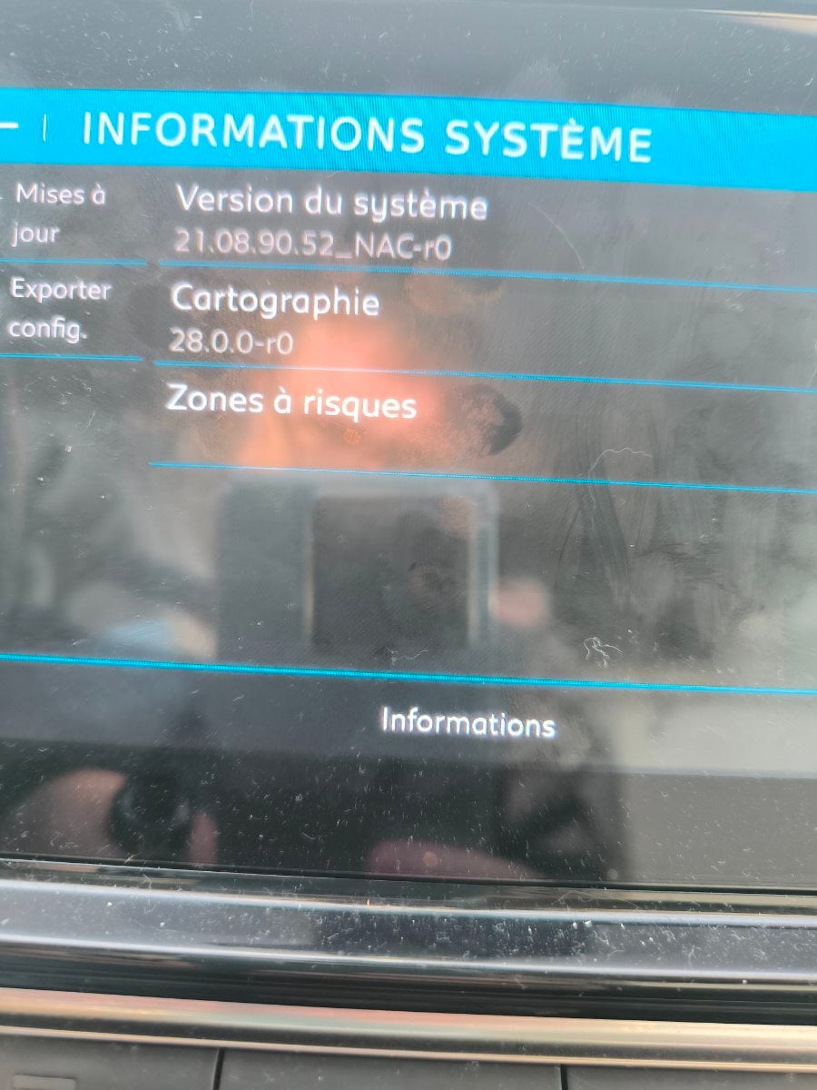 Mise à jour gps bonne? - C3 III (11/2016 - 09/2024) - PLANÈTE-CITROËN